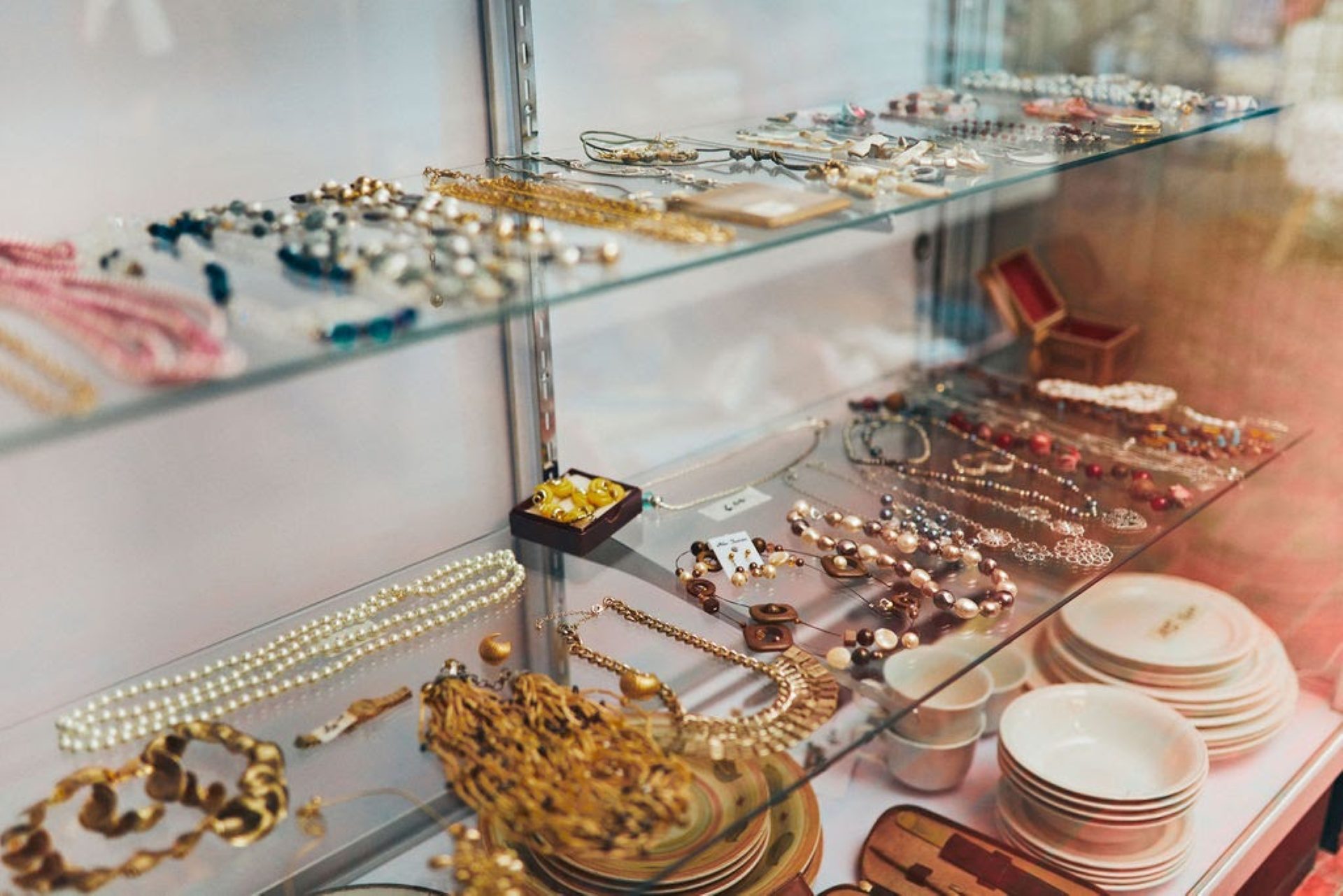 Thrift store | West Island Assistance Fund